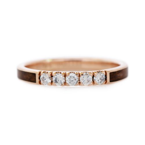 Lady's Redwood Wedding Band In 14k Rosegold & Diamonds